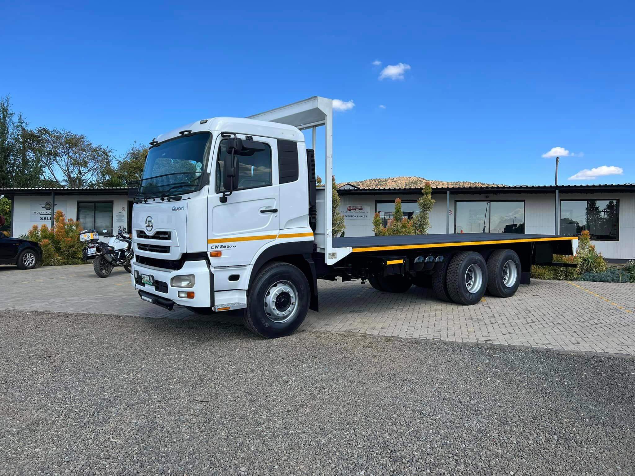 CLC Showroom | CLC Trucks